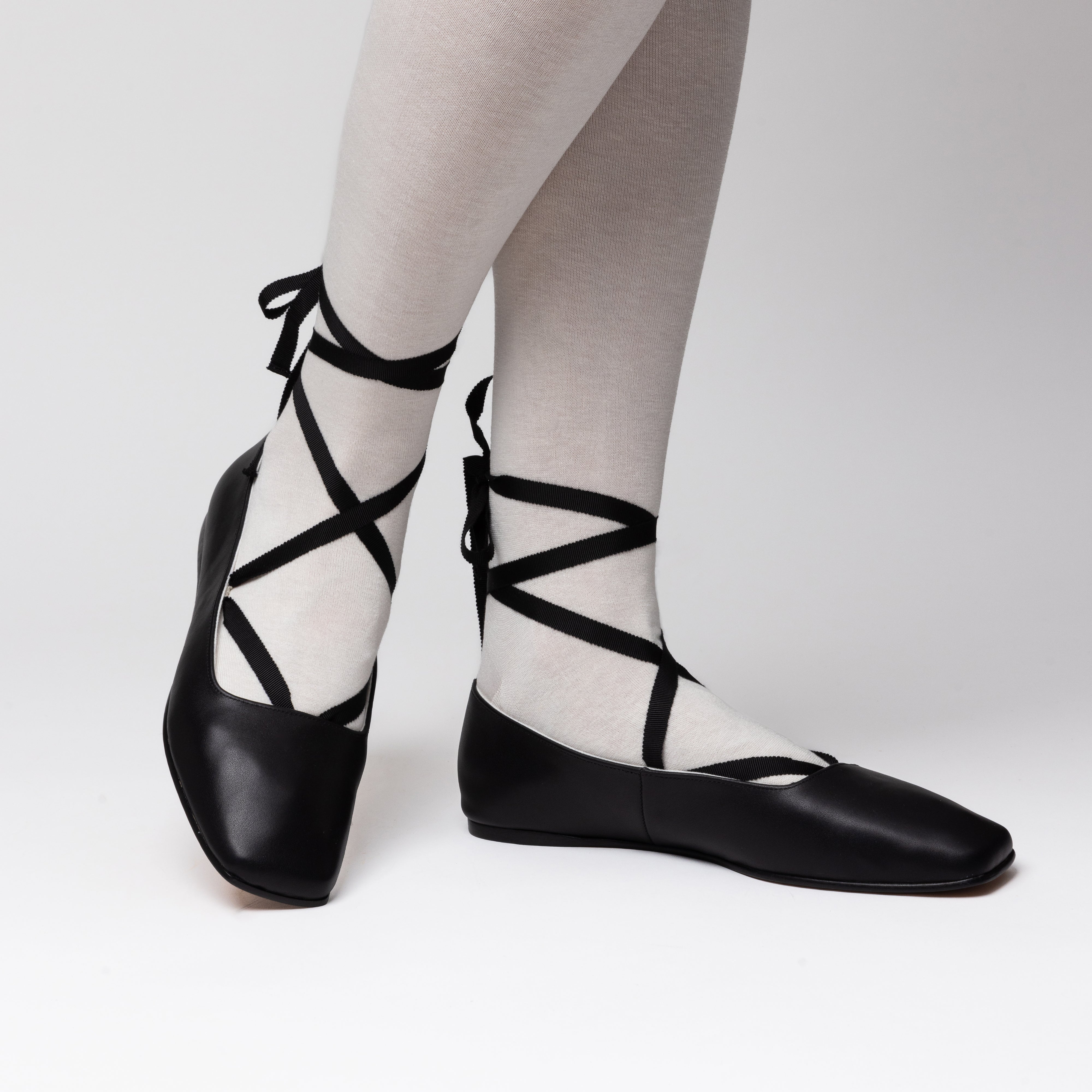 Bronte Slippers (Black) – American Duchess