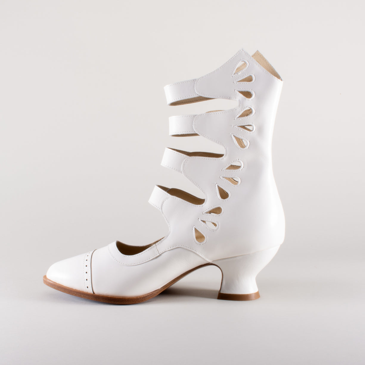 Colette Edwardian Button Boots (Soft Ivory) – American Duchess