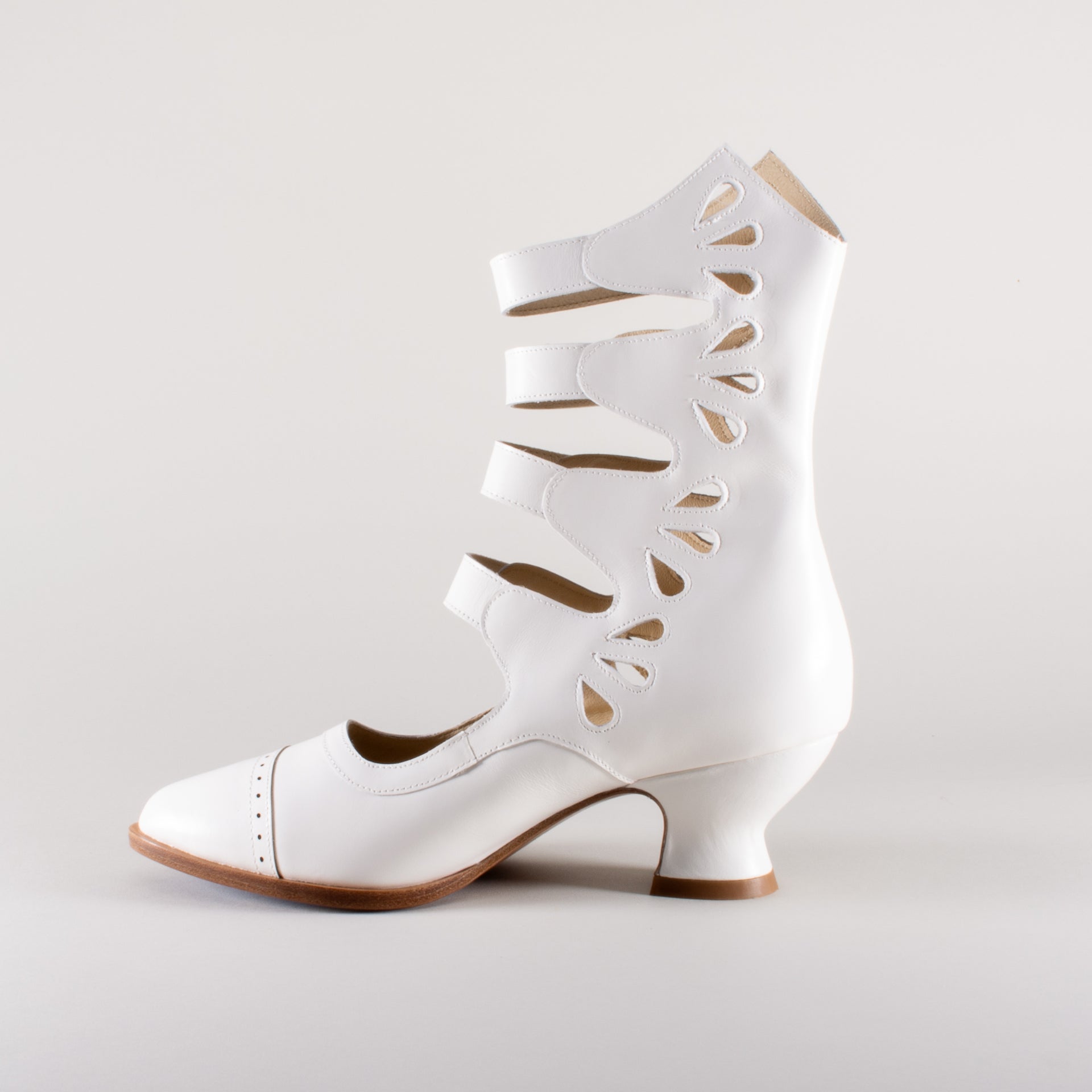 Colette Edwardian Button Boots (Soft Ivory) – American Duchess