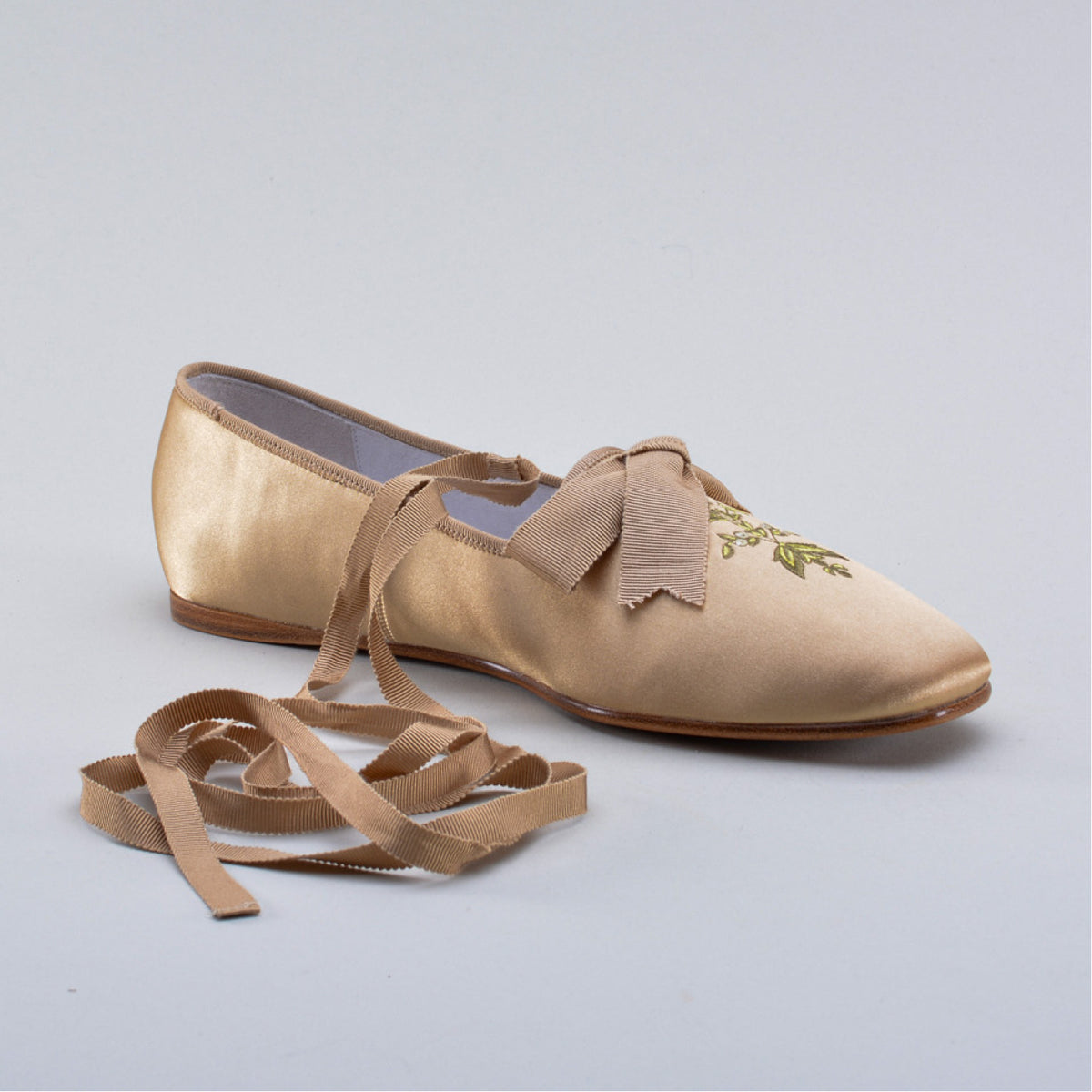 Penelope Regency Slippers (Gold) – American Duchess