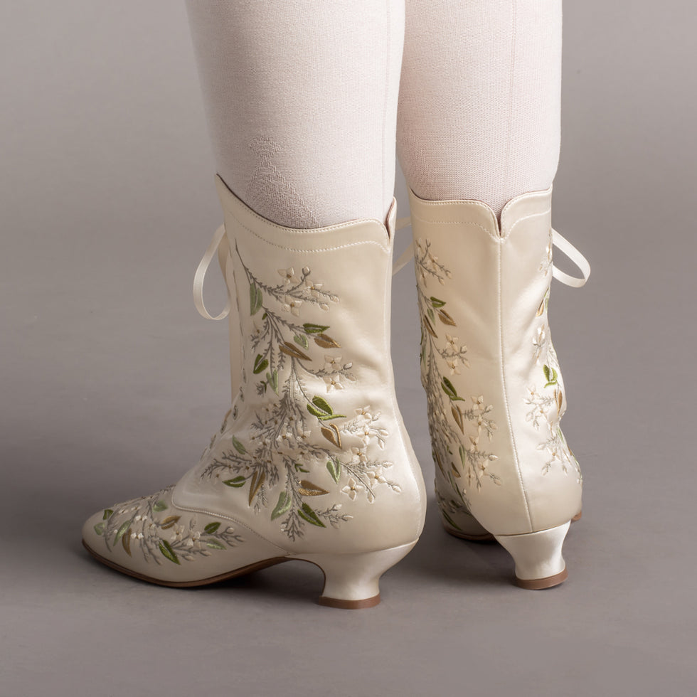 Flora Women's Embroidered Boots (Ivory) – American Duchess