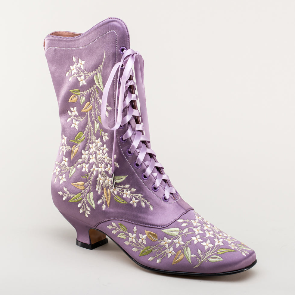 Flora Women's Embroidered Boots (Lavender) – American Duchess
