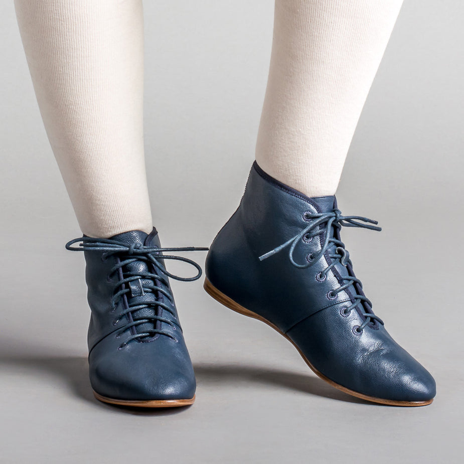 Emma Women's Regency Leather Boots (Navy) – American Duchess
