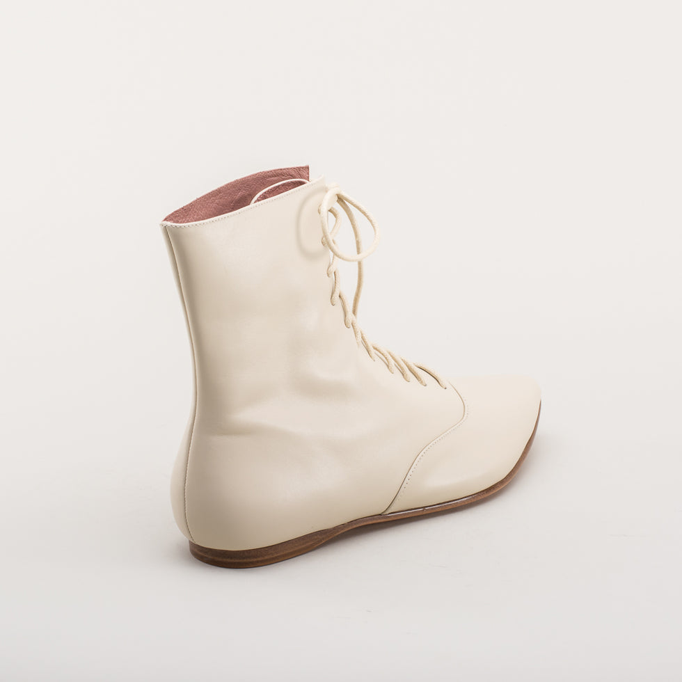 Hartfield Regency Leather Boots (Ivory) – American Duchess