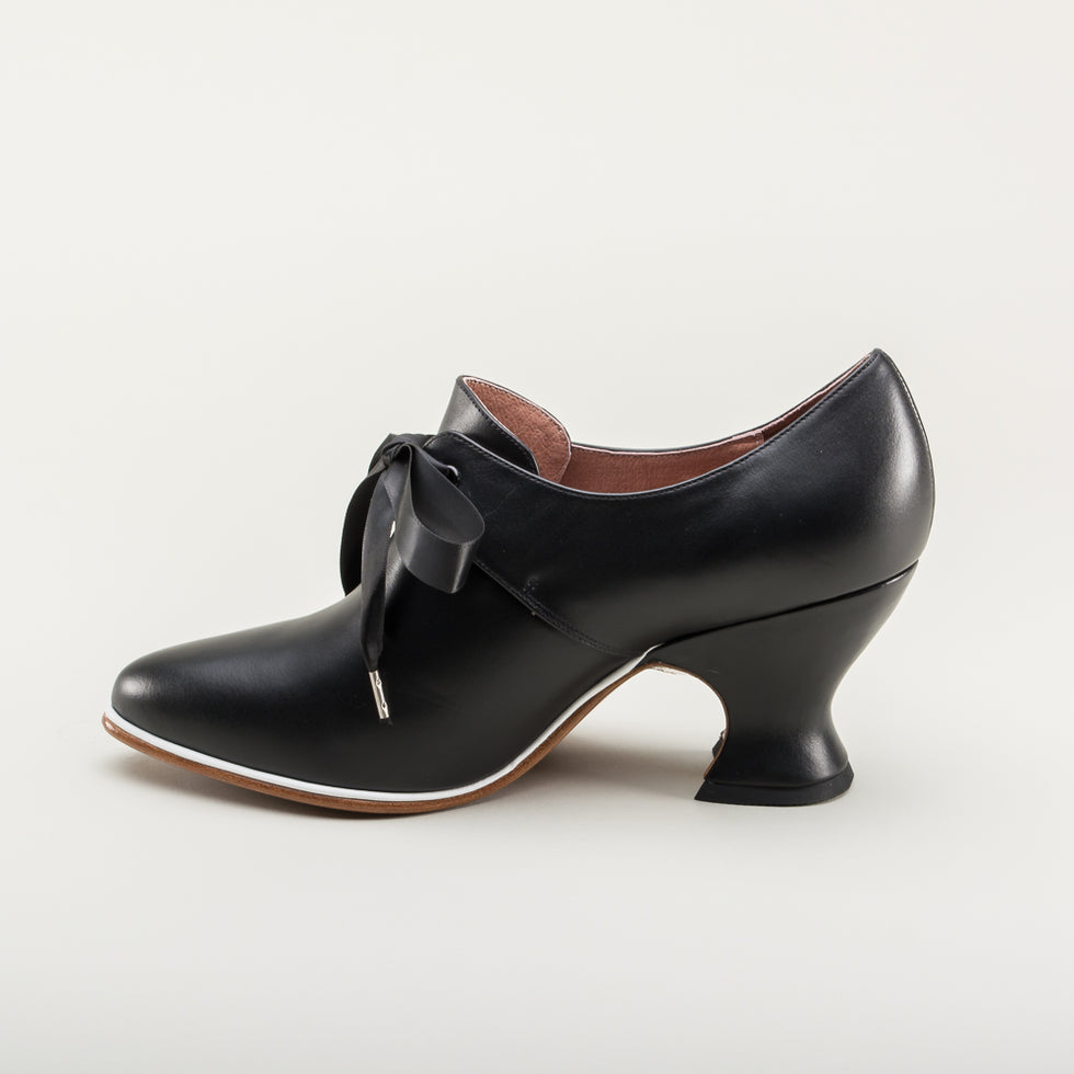 French Heels – American Duchess
