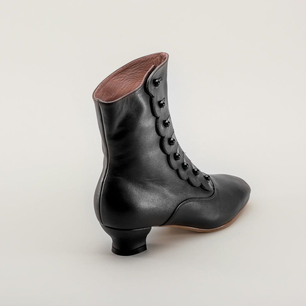 Historical Footwear & Reproduction Shoe Accessories – American Duchess