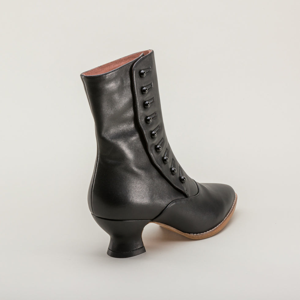 Historical and Vintage Boots – American Duchess