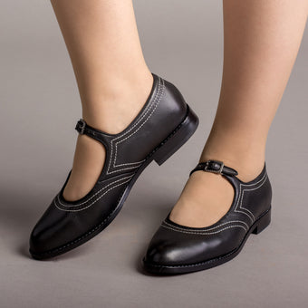 Wednesday Vintage Mary Jane Shoes (Black) – American Duchess