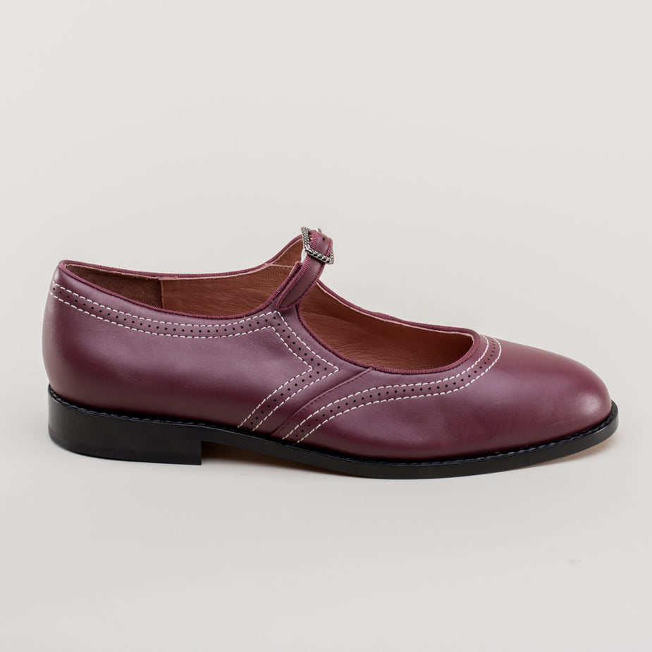 Wednesday Vintage Mary Jane Shoes (Merlot) – American Duchess